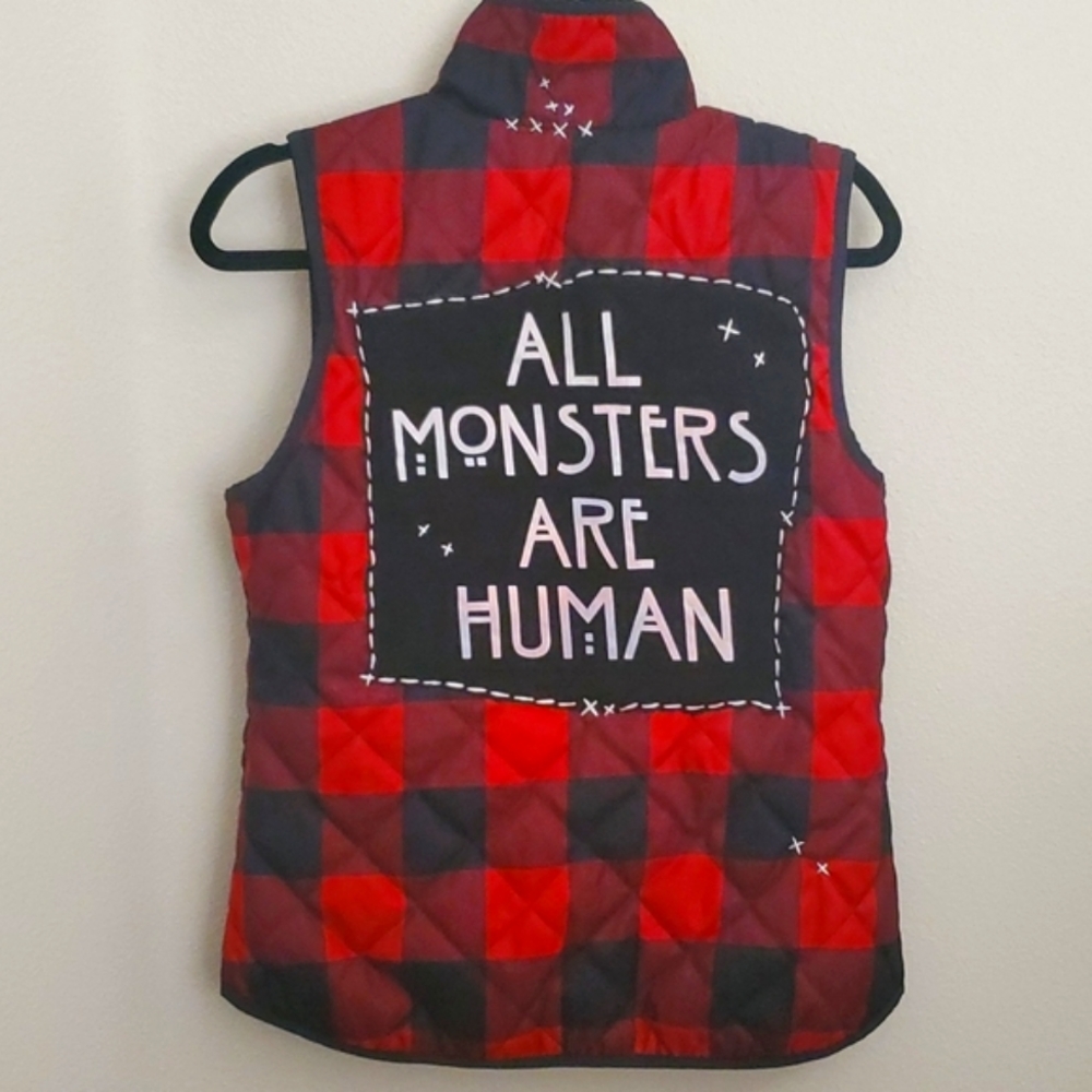 Stranger Things 80s Vest - Gem
